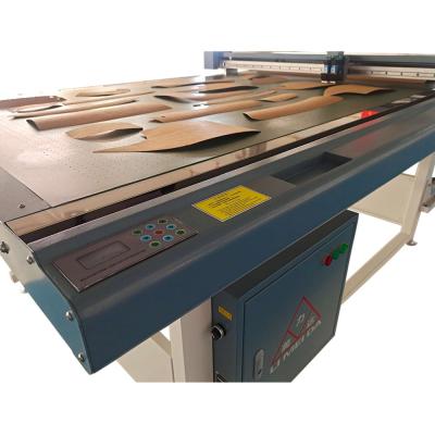 China Origin Paper Pattern Cutter Flatbed Inkjet Printing and Cutting Machine for White Paper for sale