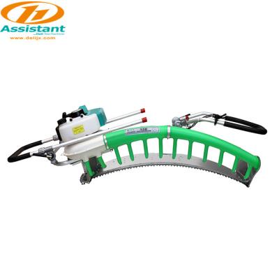 China Gekrompen lemmet 1000 mm snijbreedte thee-oogstmachine voor twee mannen en benzine motor aandrijving Te koop