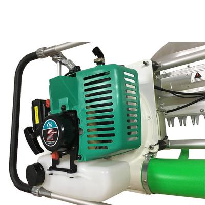 China Gekrompen lemmet 1000 mm snijbreedte thee-oogstmachine voor twee mannen en benzine motor aandrijving Te koop