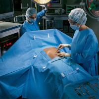 China Disposable Sterile Surgical Laparoscopy Drape Pack Laparoscopic Pelviscopy Drape for sale