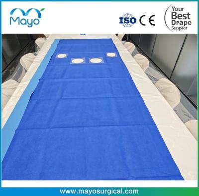 China Campo quirúrgico angiográfico de tres capas 240cm x 370cm con ventana femoral radial en venta