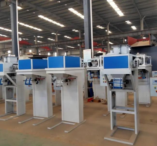 Side view of automatic packaging machine