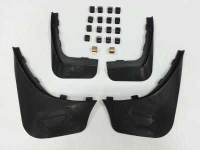 中国 ドイツ ベンツのスマートなゴム製車体の予備品の泥は大ぞろいをはためかします 販売のため