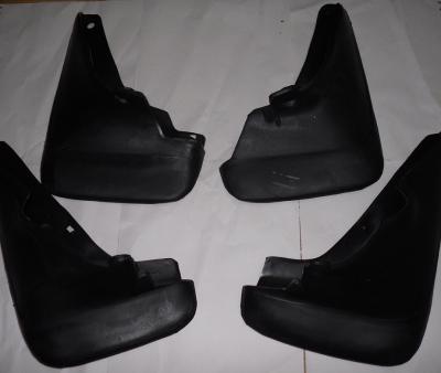 China Automobieltoyota Cressida Rubber de Modderkleppen van 1988 - van 1992 - van 1996 RX80 GX80 Te koop