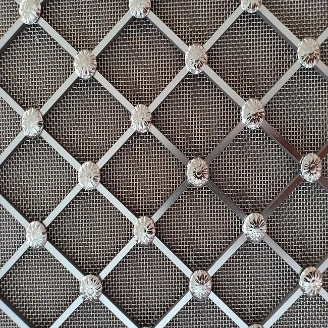 Opening Area 49% Stainless Steel Woven Wire Mesh Grille For Cabinet Decoration