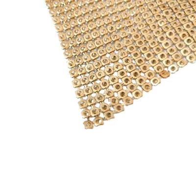 Cina Flessibile di alluminio metallico Sequin Mesh tessuto metallico catena di carta carta tela tenda in vendita