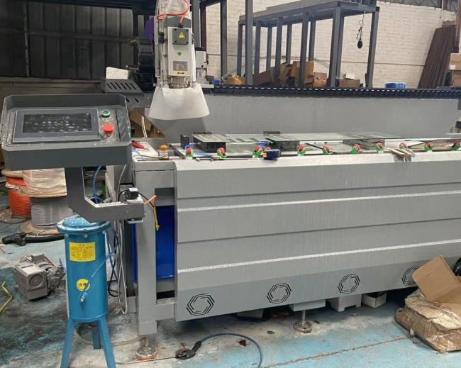 Horizontal Glass Grinding Drilling Milling Processing Machine