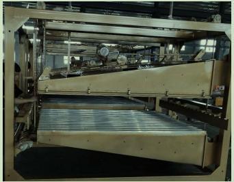 Flat Small Glass Tempering Furnace Radiation Type Tempered Glass Machine