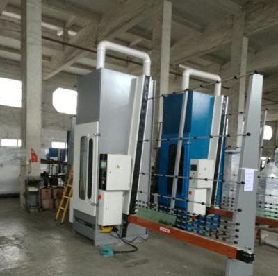 Cina Sistema di controllo PLC Vertical Glass Sandblaster Machine per glaciazione e sabbiatura del vetro in vendita