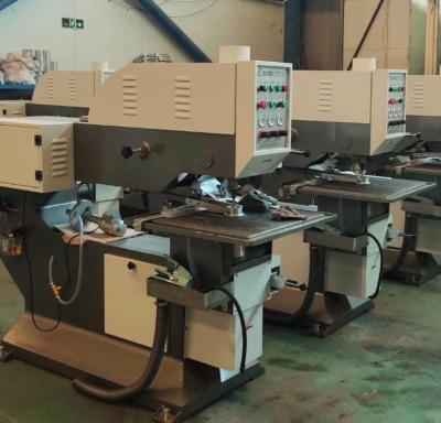 Cina 380V / 50Hz / 3phase Glass Hole Drilling Machine con bit di perforazione su misura in vendita