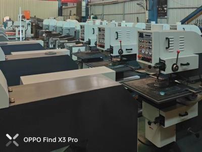 Cina 380V / 50Hz / 3phase Glass Hole Drilling Machine con bit di perforazione su misura in vendita
