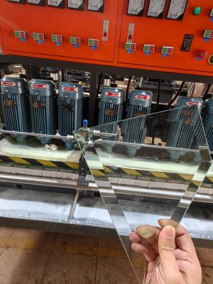 Cina Foshan Star Glass Bevel Edging Machine con 8 motori angolo di guinzaglio 0-45° personalizzazione in vendita