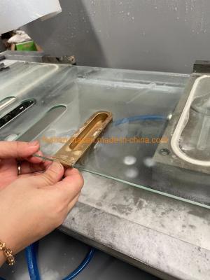 Cina St-Xd CNC vetro fresatura macchina di perforazione facile di funzionamento e per la porta di vetro perno buco in vendita