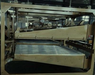 Cina Macchina di temperatura del vetro CNC a risparmio energetico per la lavorazione dei materiali da costruzione in vendita