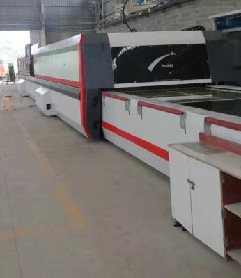 Cina Forno di temperatura per vetro piatto certificato per la linea di lavorazione del vetro per edifici 2000*3000 mm in vendita