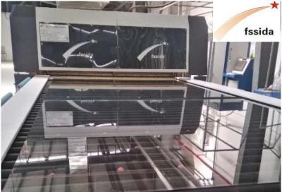 Cina Forno di temperatura di vetro a macchina di vetro piatto con struttura orizzontale in vendita