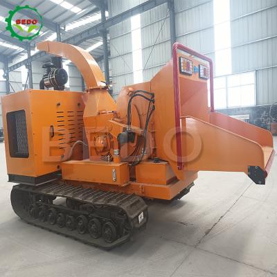 China Crawler Wood Branch Wood Chipper Shredder Machine Diesel Engine 102HP for sale