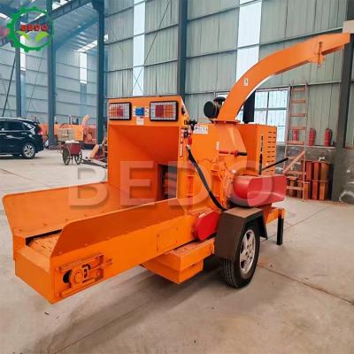 China Mobiele tuin tak Shredder Machine 55HP Diesel motor Elektrische start for sale