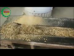 132kw stainless steel wood pellet machine with 3kw truncator and 0.25kw oil pump