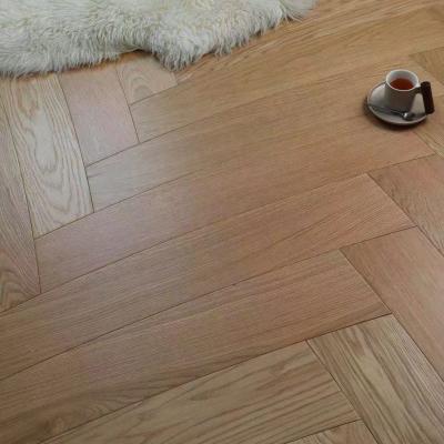 Cina Moderno stile di design Aringbone pavimenti in legno ingegnerizzato bellezza naturale e durata in vendita