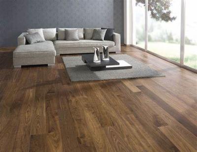 Cina Pavimenti in legno di quercia rosso americano per balcone e soggiorno Opzione multicolore in vendita