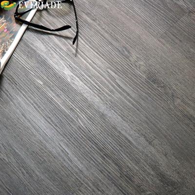 Cina 5mm Spc Vinyl Click Lock Self Adhesive Floor Cover con servizio di installazione in loco in vendita