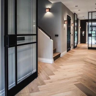 China Multicolor Engineered Wood Flooring for Best Curved Herringbone Pattern Fishbone Floor for sale