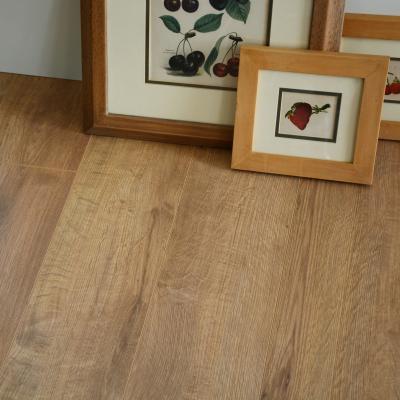 Cina Soggiorno 12mm Lvt Click Vinyl Pvc pavimenti con forti prestazioni ignifughe in vendita