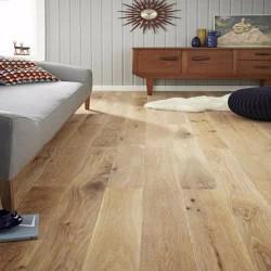 China Pavimentos de madeira de engenharia de parquet branco escovado de carvalho pavimentos de madeira maciça de carvalho à venda