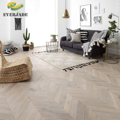 Cina Stile di design moderno Legno duro di ossa di pesce Legno di pavimento Piastra con legno di quercia ingegnerizzato in vendita