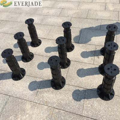 Cina Migliora il tuo gioco di pavimentazione con accessori per pavimentazione in PP Piedestal di plastica regolabile in vendita