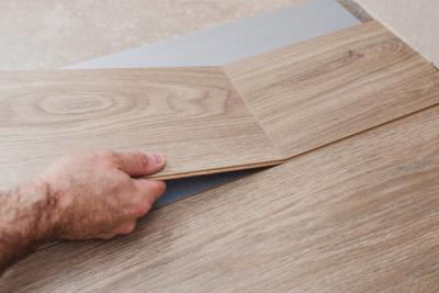 Cina Pavimenti laminati opaci HDF MDF TAP GO angolo destro U-groove V-groove in vendita