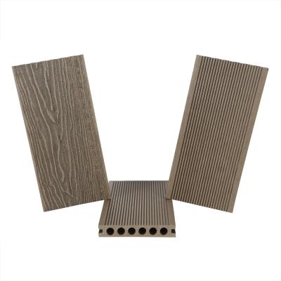 China Garantia de 20 anos Design moderno Co-extrusão WPC Decking com característica à prova d'água à venda