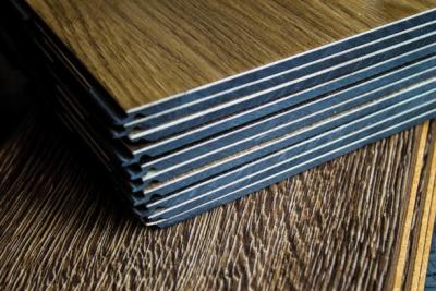 Cina Certificato CE 4mm 5mm 6mm 7mm Click Lock Spc Vinyl Flooring Tile Plastic Luxury Vinyl Board in vendita
