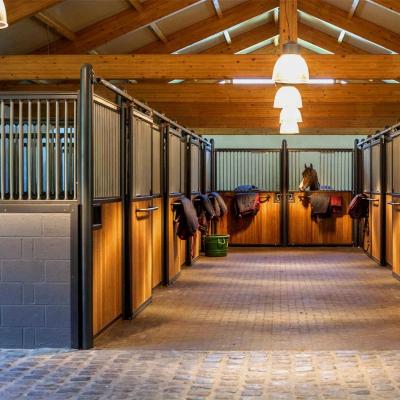 Cina Outlet Stalle di cavalli Corsa su misura Circuito Equestre Club Recinzione Pannelli di costruzione in vendita