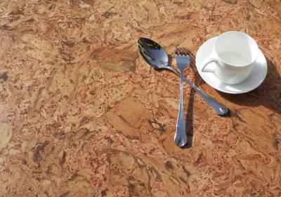 Cina Pavimento galleggiante di suono di lusso ad alta densità di suolo di sughero per l'asilo di scuola di danza del Regno Unito in vendita