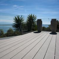 China 2022 Design Piso Wpc Decking Flooring Installation Guide Lightweight Composite Board for sale
