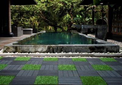 Cina 300x300x22/25 mm Dimensioni Piastrelle di terrazzamento interconnesse con pavimenti compositi in legno e plastica in vendita