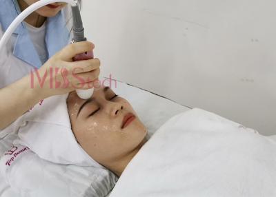 중국 반대 부풂 7D Vmax HIFU 표면상이 기계 이원적이 핸들 20000 샷 판매용