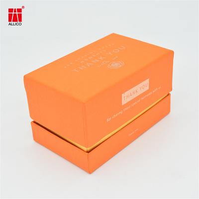Cina I contenitori di regalo con i coperchi delle dimensioni assortite che avvolgono le scatole hanno messo i contenitori di regalo della festa di Natale in vendita