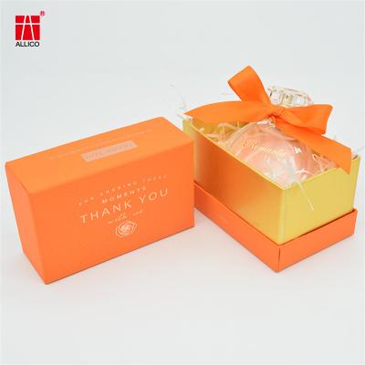 Cina I contenitori di regalo con i coperchi delle dimensioni assortite che avvolgono le scatole hanno messo i contenitori di regalo della festa di Natale in vendita