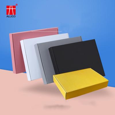Cina Scatole di spedizione ondulate di progettazione alla moda per l'imballaggio di spedizione in vendita