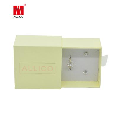 Cina 800-1800gsm giallo Ring Packaging Box, iso contenitore di regalo di 50cm x di 50cm in vendita