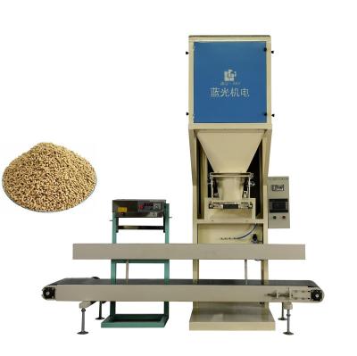 China 600pcs/Hour Semi Auto 50KG Bag Poultry Feed Packing Machine for sale
