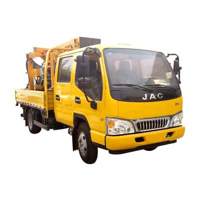 Cina Commerciale 200m Deep Water Well Drilling Truck Rig di servizio per pozzi d'acqua montato su veicolo in vendita