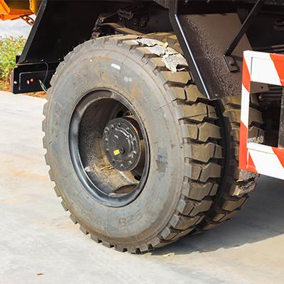 Cina Carico di 25 tonnellate Camion articolato sotterraneo Motore da 243 kW in vendita
