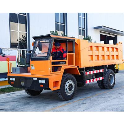 Cina Motore Yuchai 20 tonnellate Camione di estrazione sotterraneo Ruota 4x2 Azionamento per il tunnel in vendita