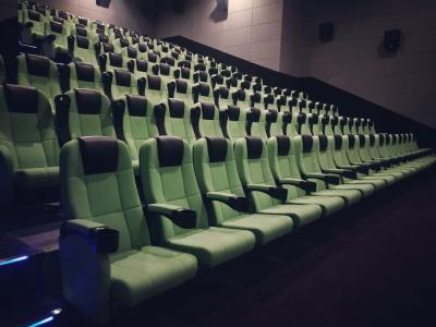 Cina Struttura d'acciaio spessa del teatro del salotto di VIP della disposizione dei posti a sedere delle gambe commerciali del ferro con il supporto di tazza in vendita