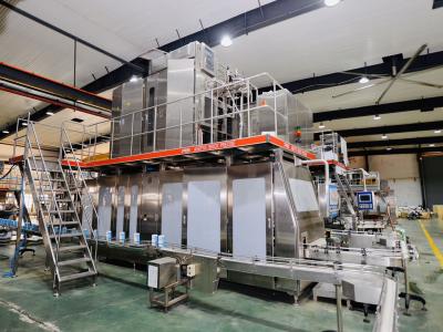 中国 16000ミルクのためのわらのアプリケーターが付いているPPH 100mlの無菌充填機 販売のため