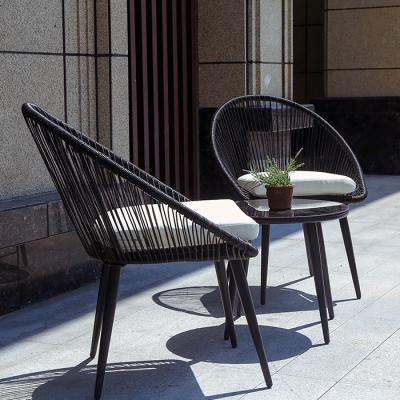 Table et chaises de jardin en rotin à 2 places Canapé-café tissé Ensemble de meubles d'extérieur